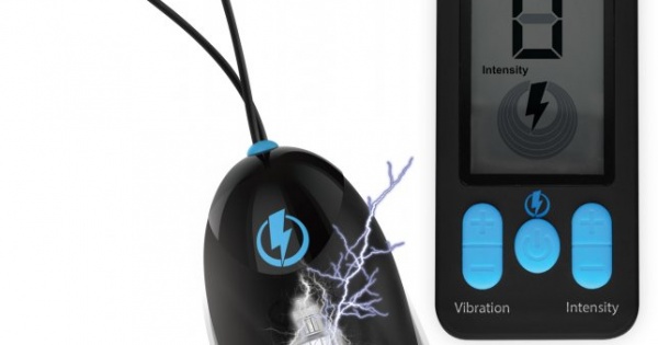 Buy Zeus Electrosex - E-Stim Pro Vibro Egg - Black — Online Shop — Take ...